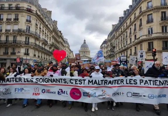 APH (praticiens hospitaliers) s’associe à la colère de nos confrères ...